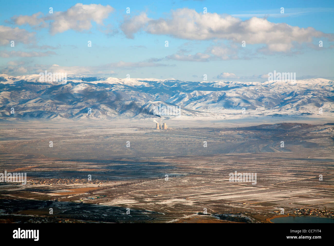 Power station in Ptolemaida. View from Nymfaio Stock Photo - Alamy