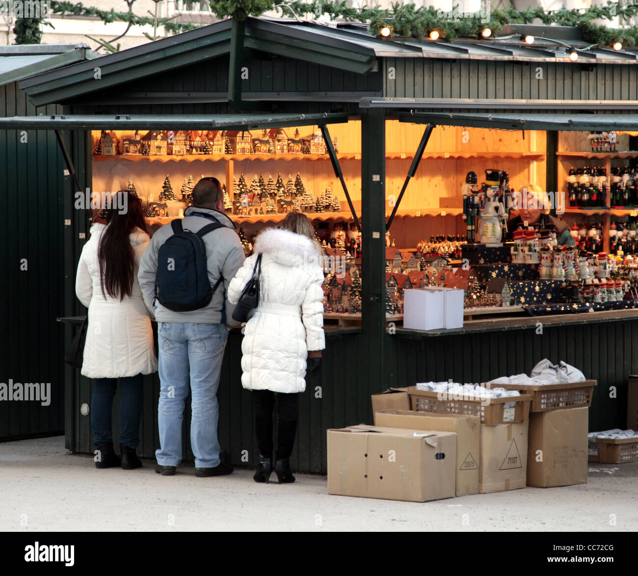 CHRISTMAS MARKET STALL SALZBURG AUSTRIA 27 December 2011 Stock Photo ...