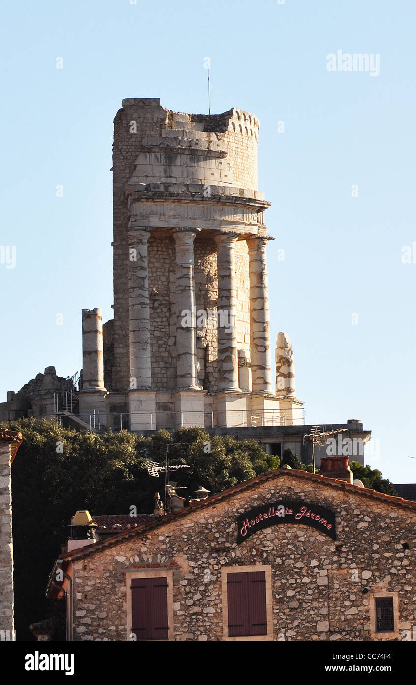 Roman monument trophy augustus trophy alpes hi-res stock photography ...