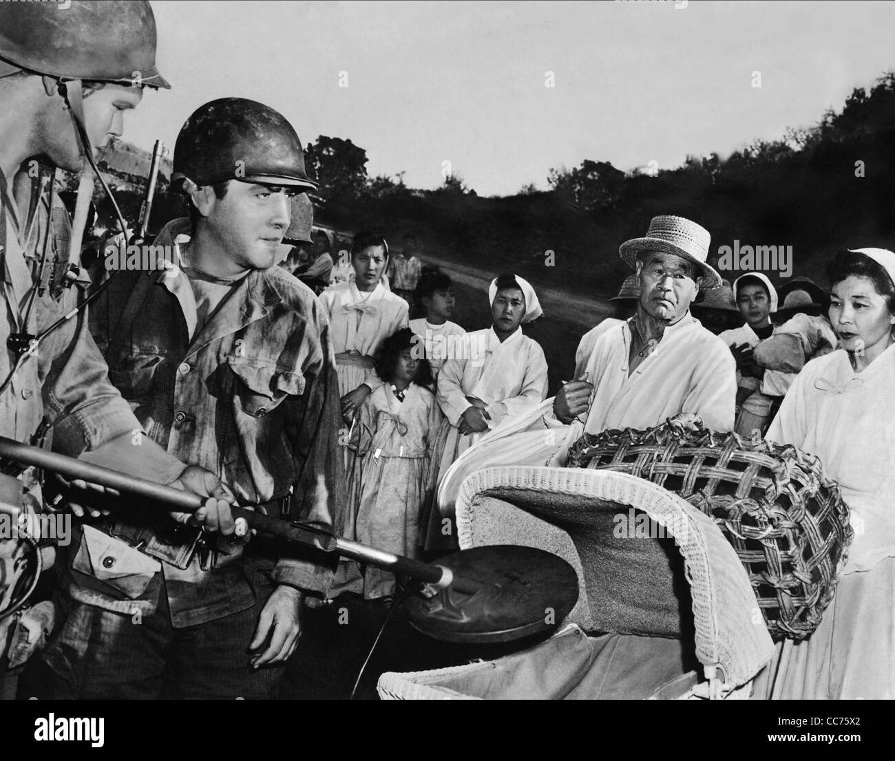 Scene war movie Black and White Stock Photos & Images - Alamy