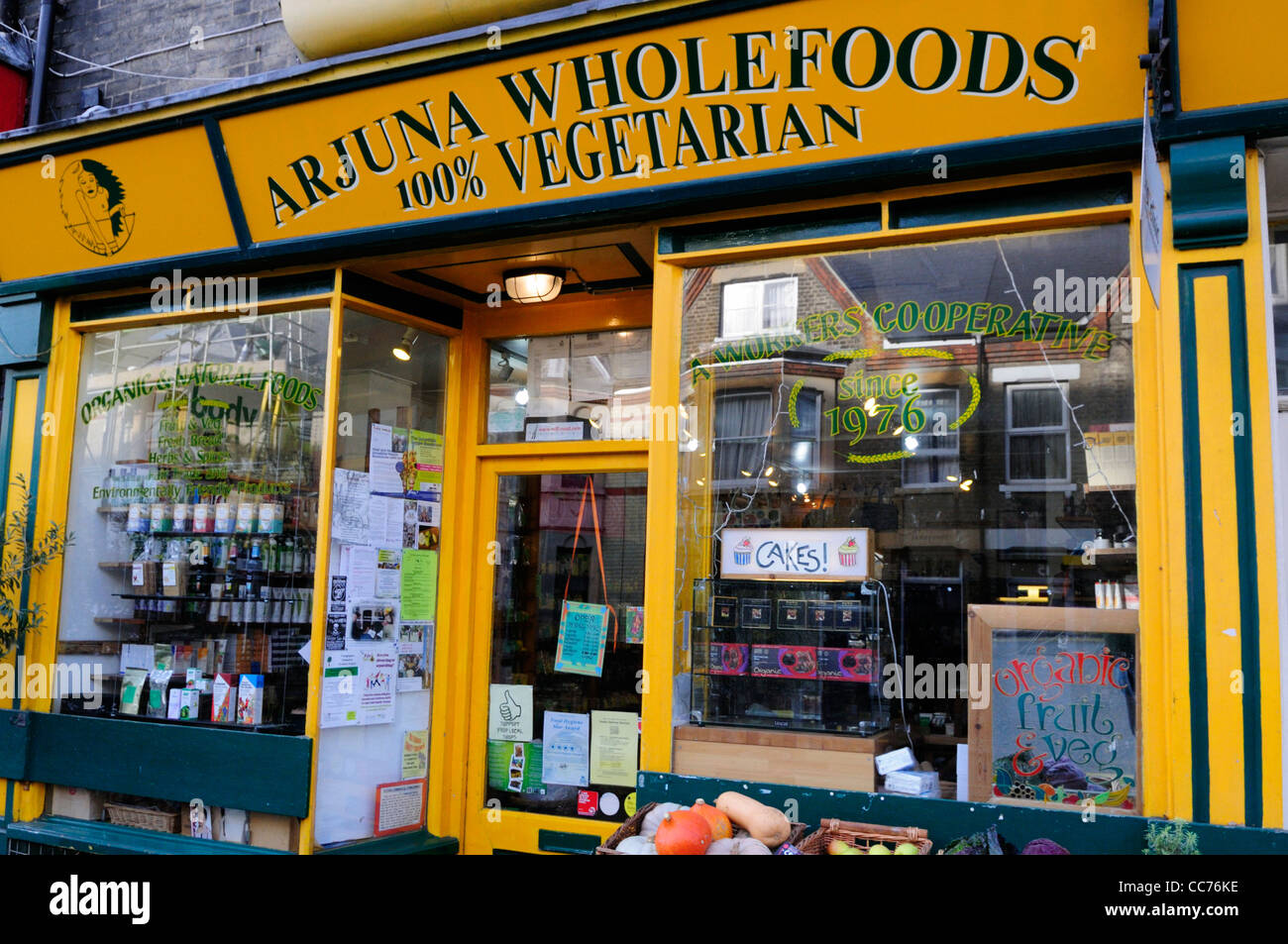 Mill road cambridge hi-res stock photography and images - Alamy