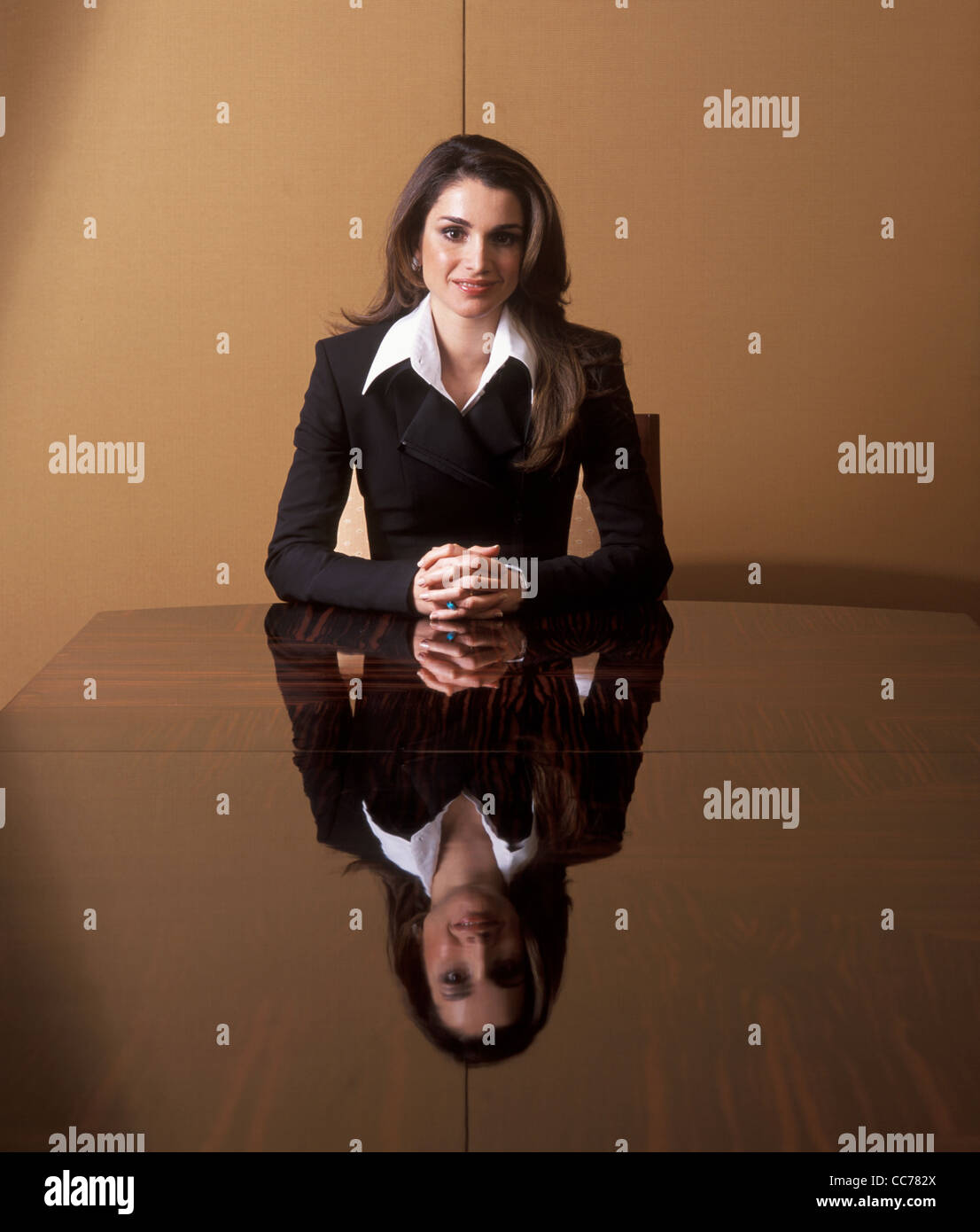 QUEEN RANIA OF JORDAN - Exclusive portrait session in Geneva ...