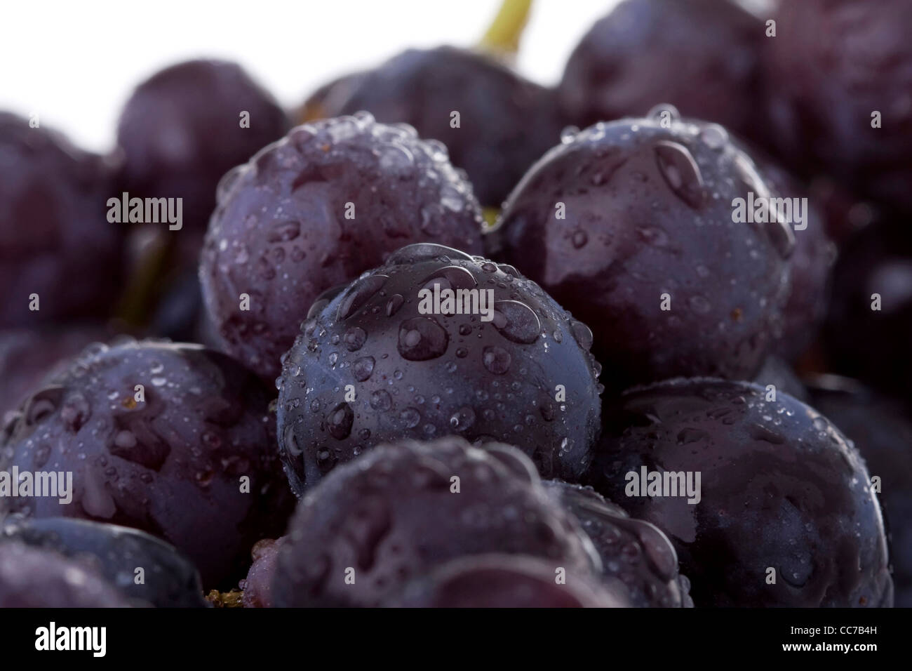 Grapes drops fresh fruit hi-res stock photography and images - Alamy