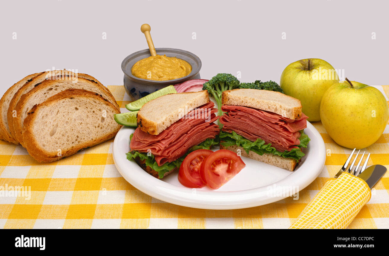 Lunch Table Setting Stock Photo - Alamy