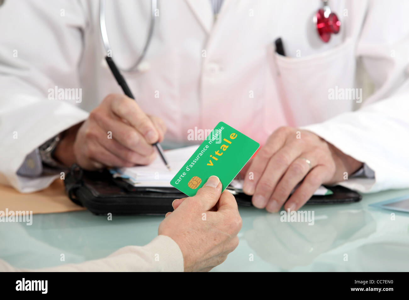 Diagnostic card hi-res stock photography and images - Alamy