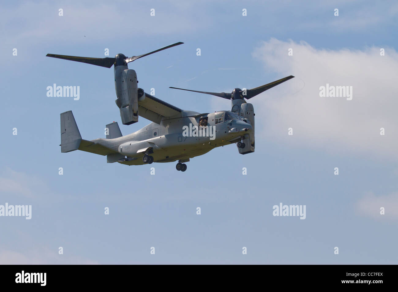 A Marine Corps V-22 Osprey coming in for a landing in Flushing Meadow ...