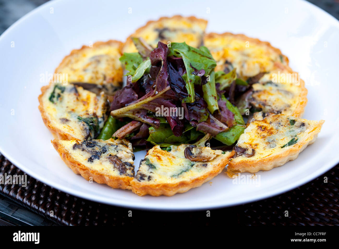 Food image of quiche hi-res stock photography and images - Alamy