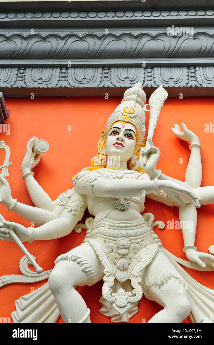 Indian female statues hi-res stock photography and images - Alamy