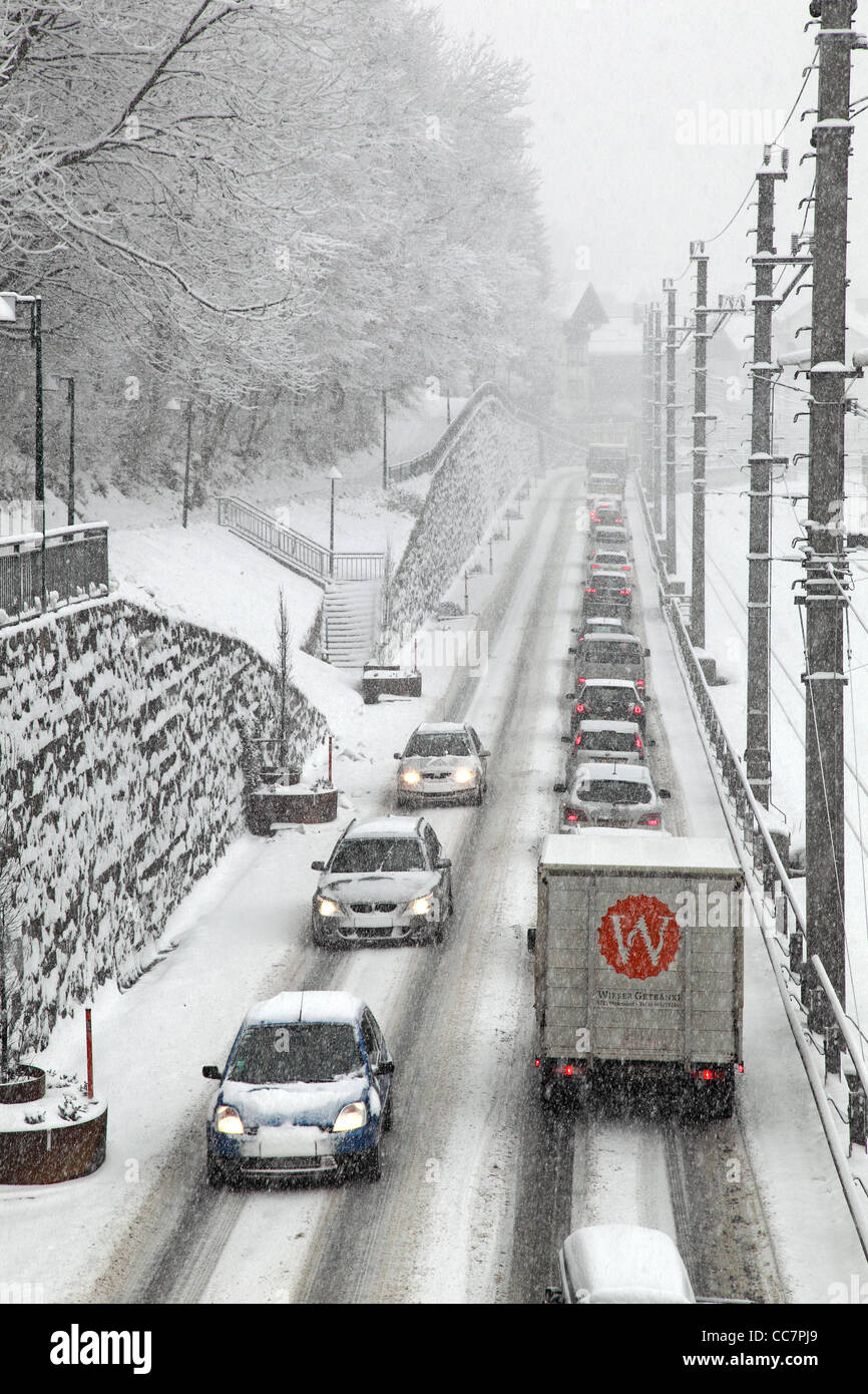 winter roads traffic jam Stock Photo - Alamy