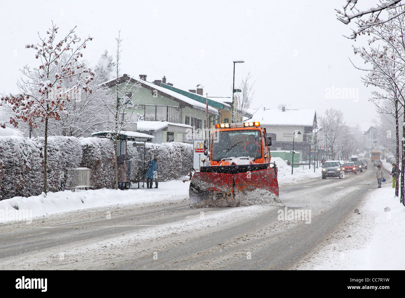 winter roads traffic jam Stock Photo - Alamy