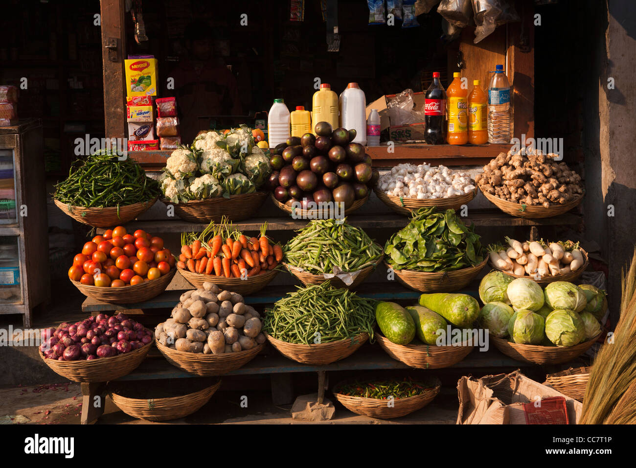 India, Arunachal Pradesh, Dirang bazaar, early morning, vegetable stall ...