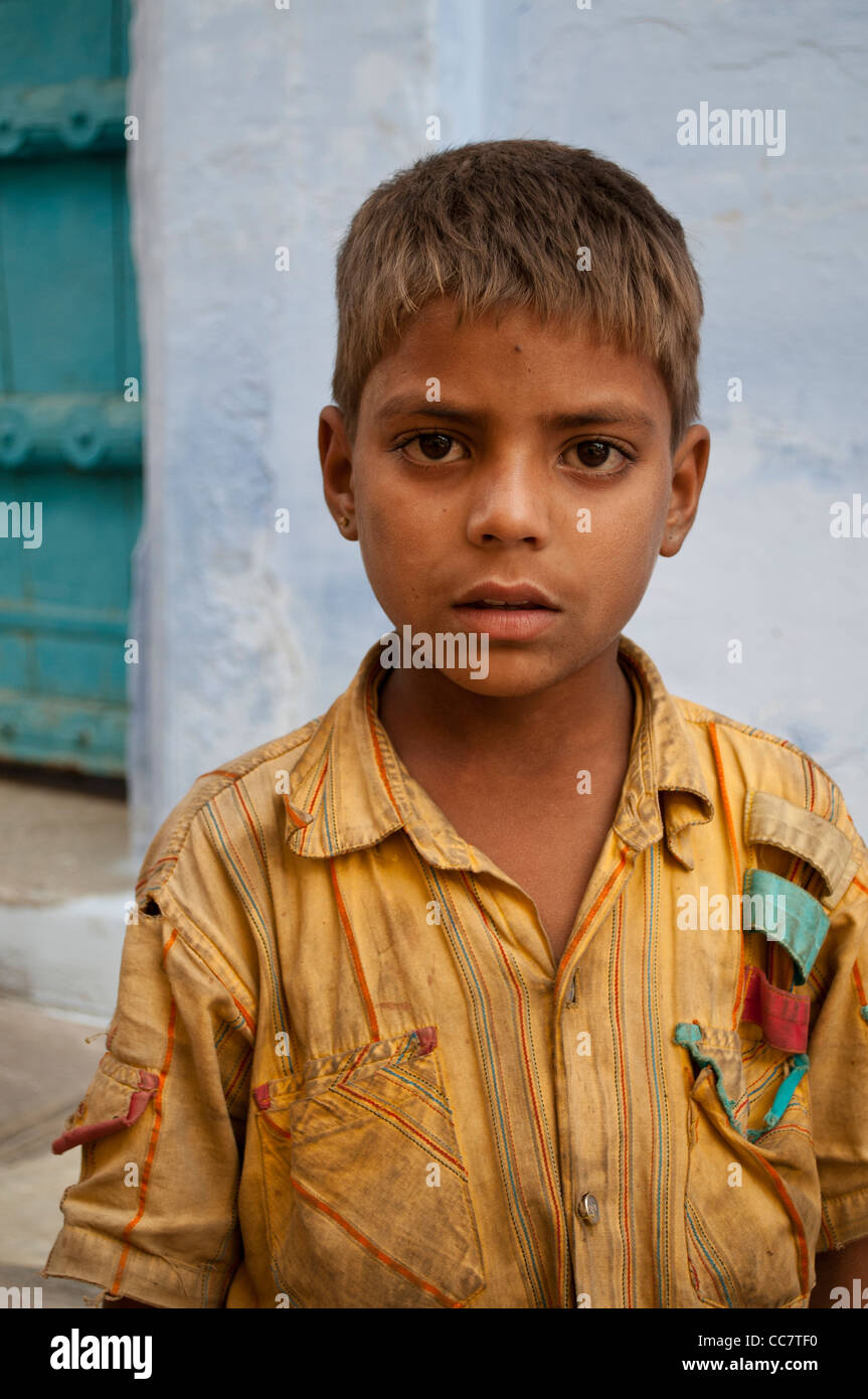 Indian boy 7 years old hi-res stock photography and images - Alamy