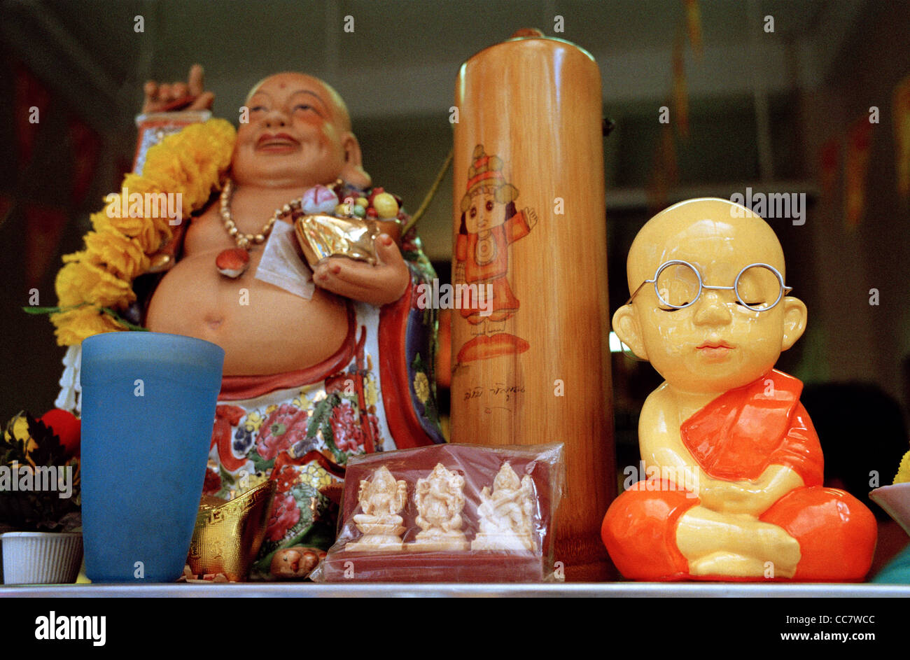 Modern buddhist art hi-res stock photography and images - Alamy