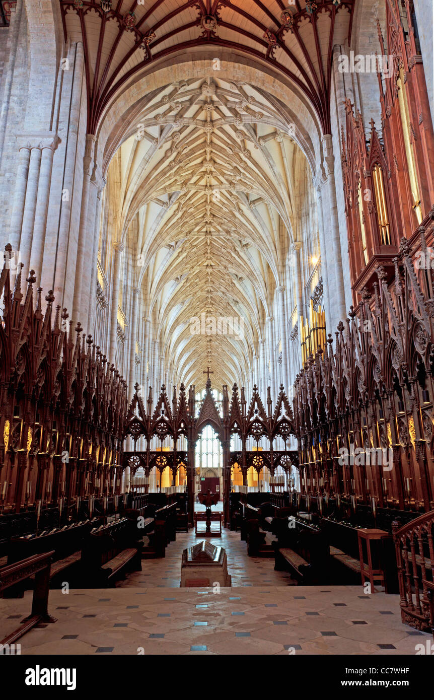 Winchester Cathedral showing the choir screen Stock Photo - Alamy