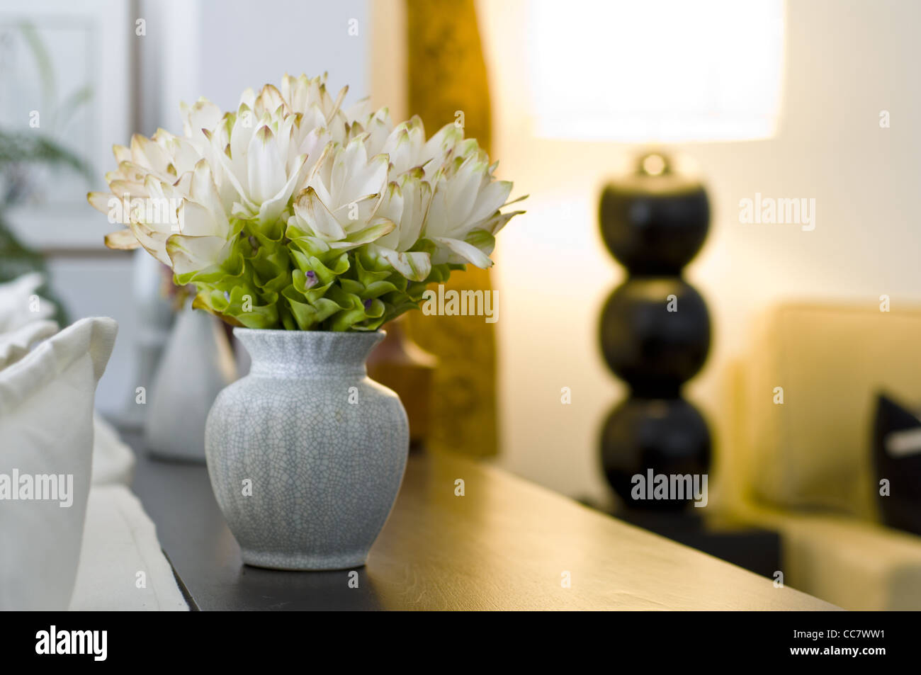 Flower vase in beautiful interior design decoration Stock Photo - Alamy