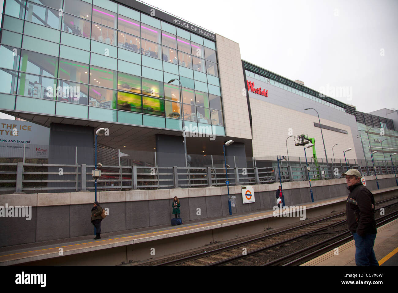 Train Station alongside Westfield Shopping Mall Stock Photo - Alamy