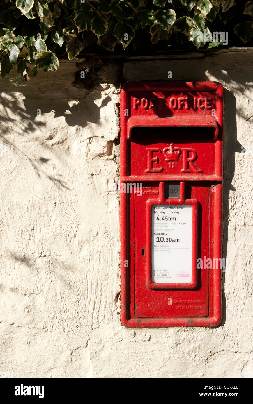 British mailbox embedded in a wall Stock Photo - Alamy