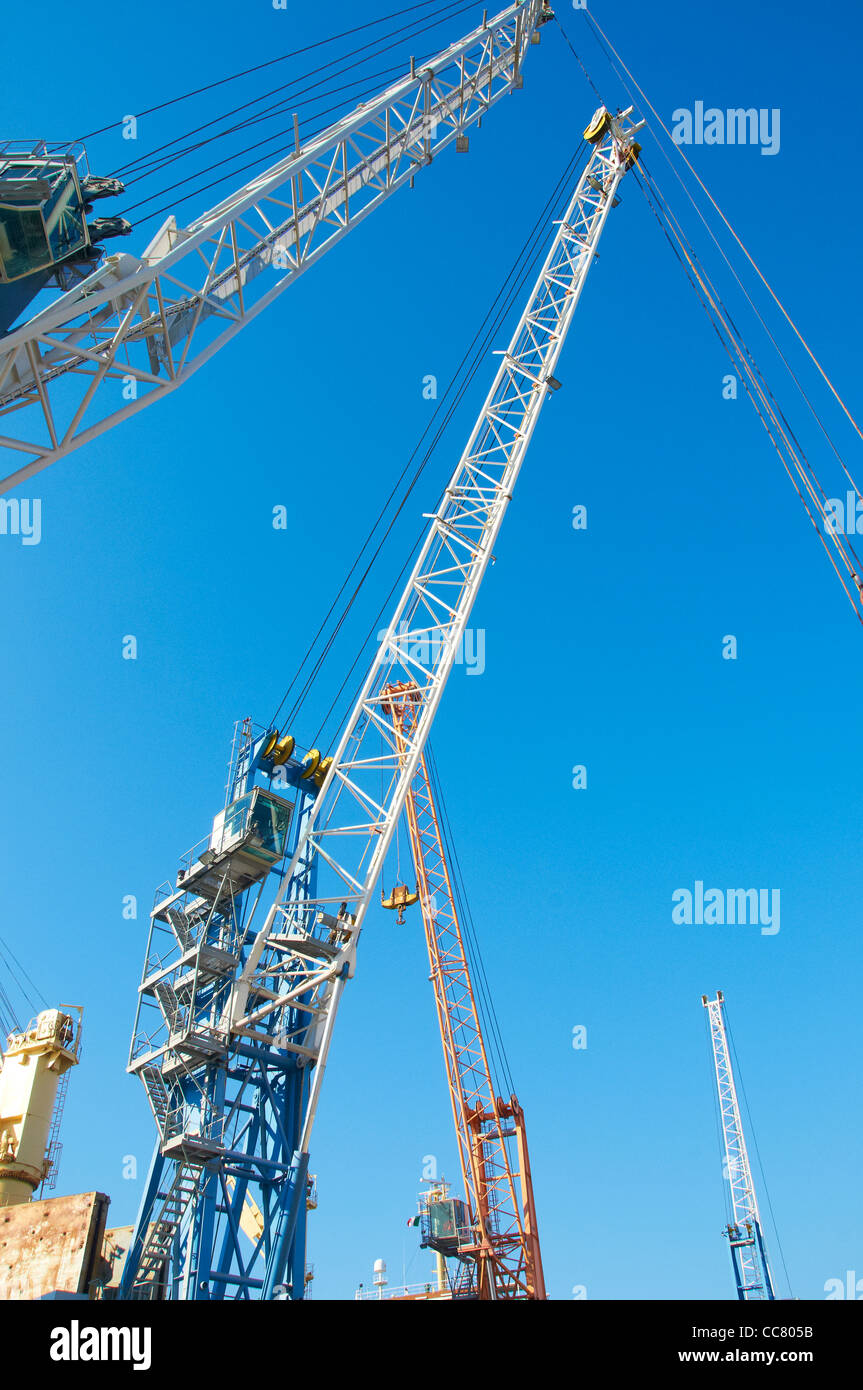 Mobile crane dock hi-res stock photography and images - Alamy
