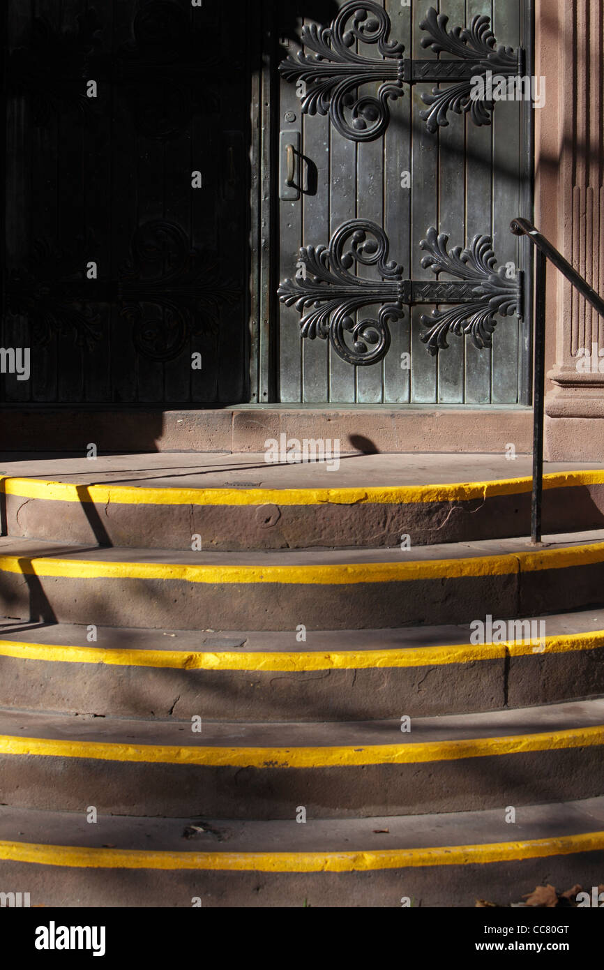 Marking steps hi-res stock photography and images - Alamy