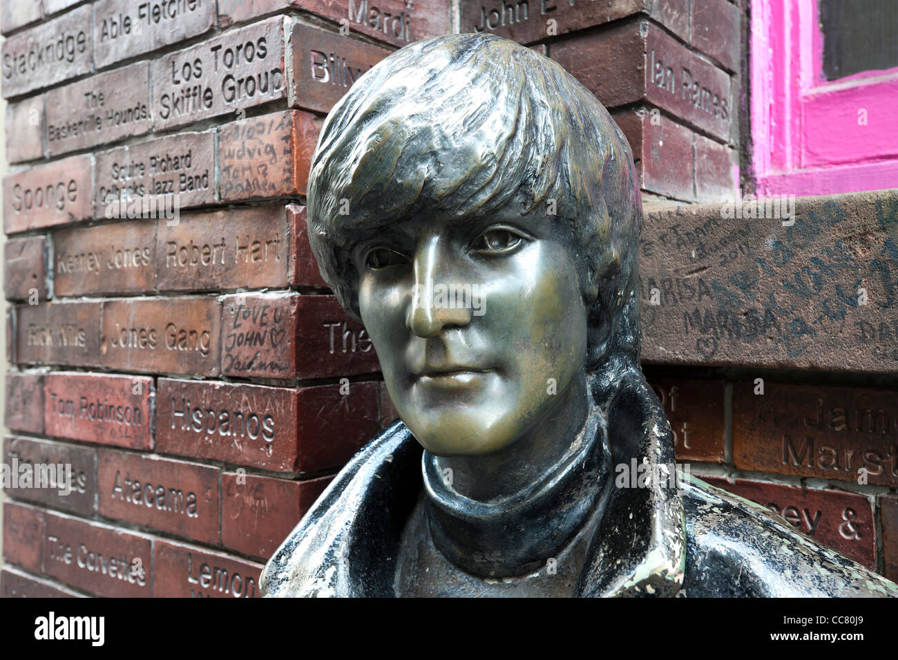 English john lennon hi-res stock photography and images - Alamy
