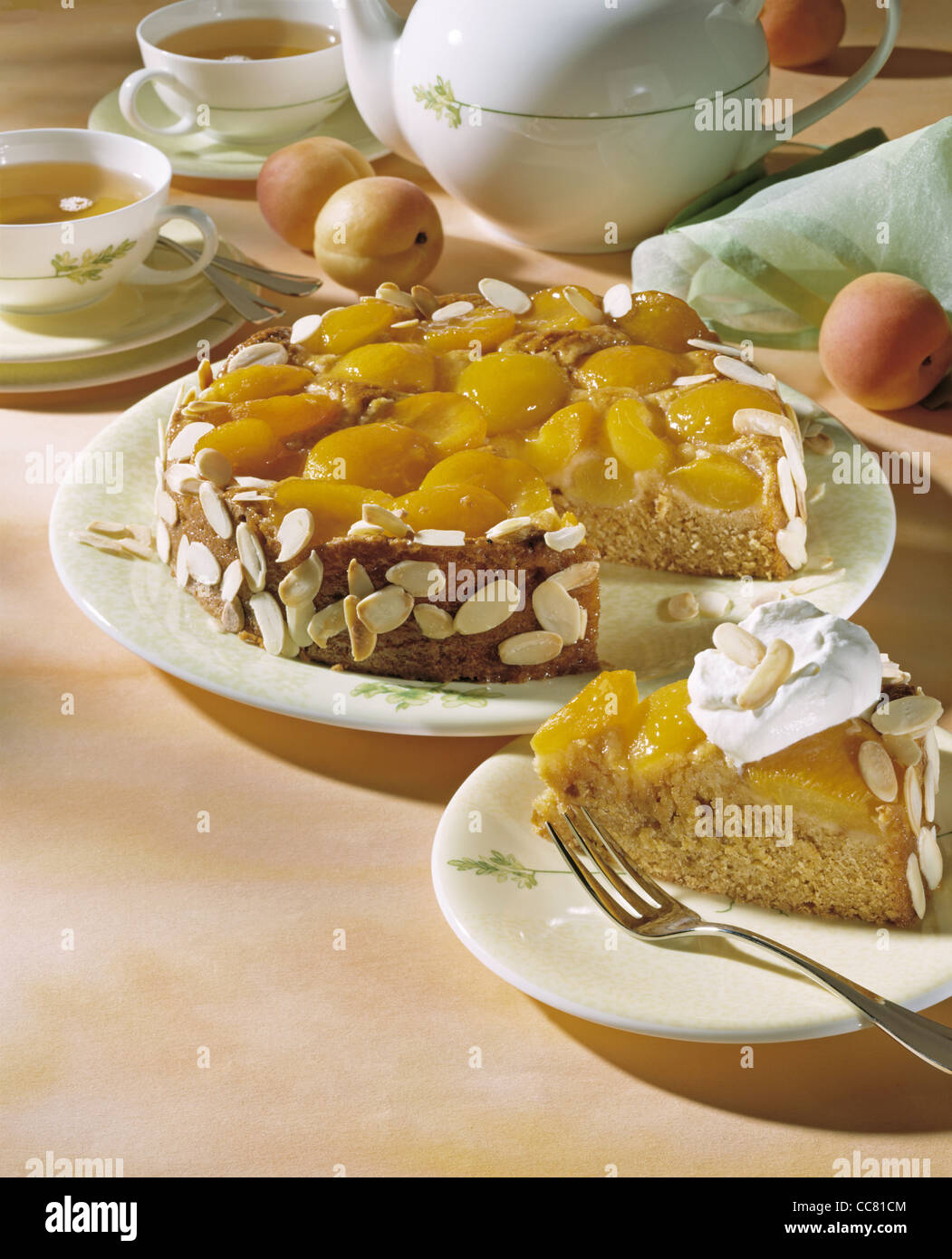 Zwieback cake hi-res stock photography and images - Alamy