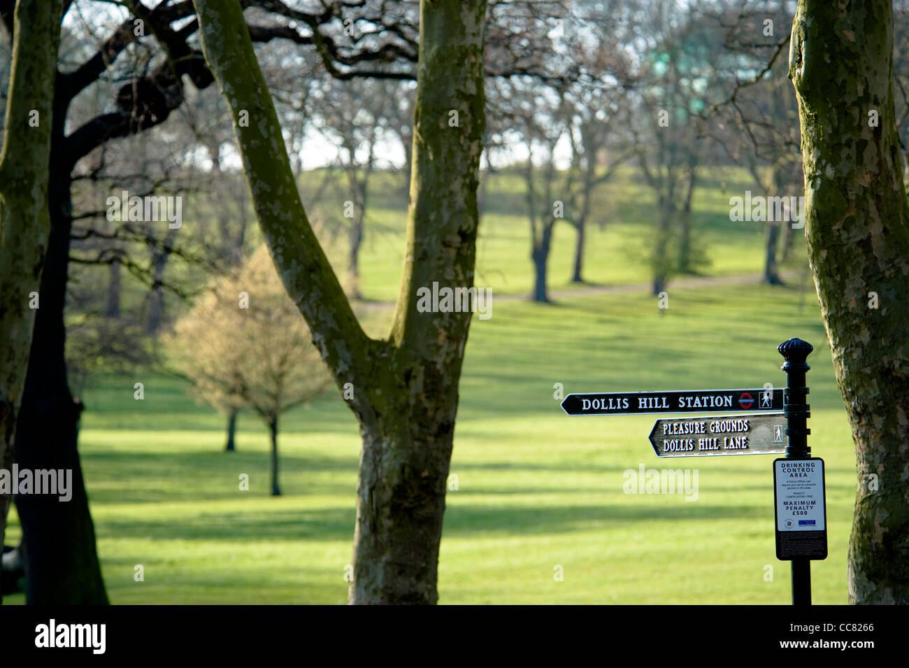 Gladstone park hi-res stock photography and images - Alamy