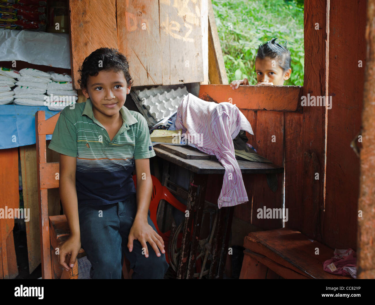 Poverty honduras hi-res stock photography and images - Alamy