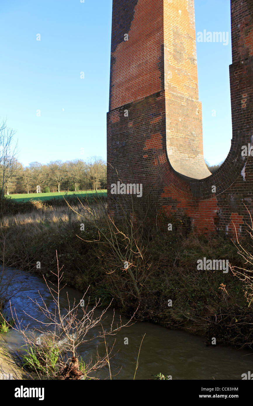 Ouse Valley Viaduct (Balcombe Viaduct) over the River Ouse on the ...