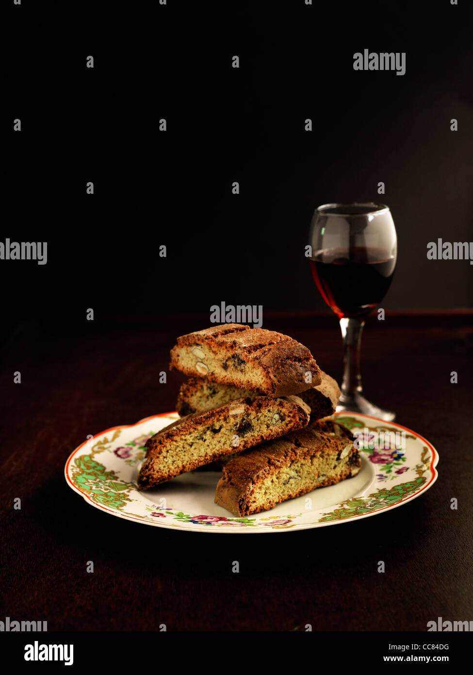 biscotti and liqueur Stock Photo - Alamy