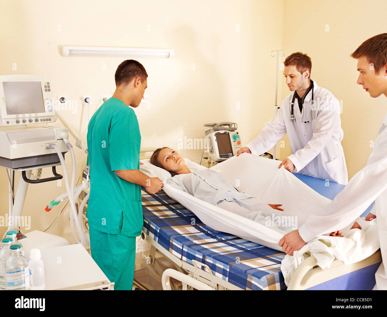 Nurse sick girl in ambulance hi-res stock photography and images - Alamy