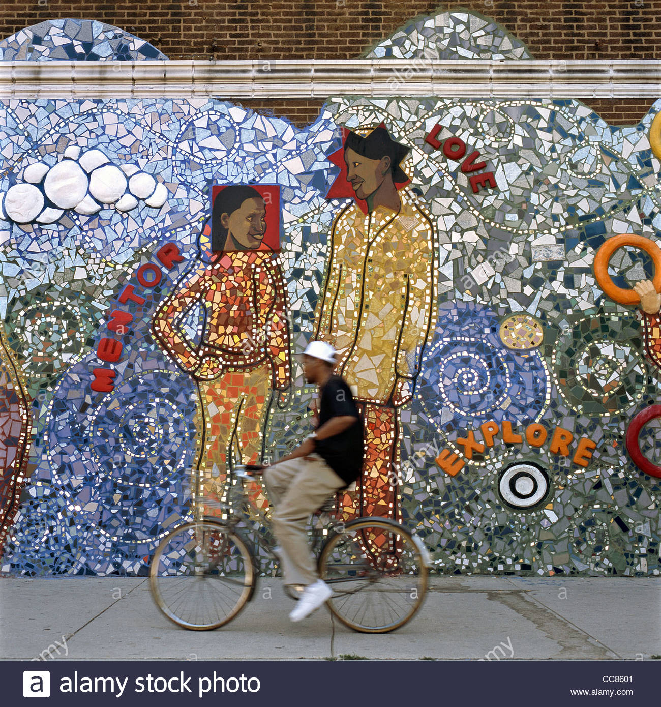 Illinois Chicago Painted Mural In High Resolution Stock Photography and ...