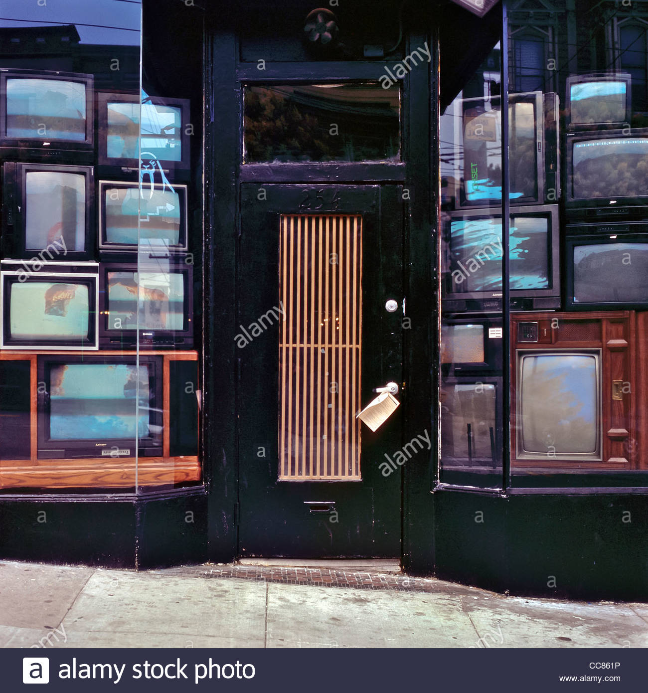 Old Fashioned Storefront High Resolution Stock Photography and Images ...