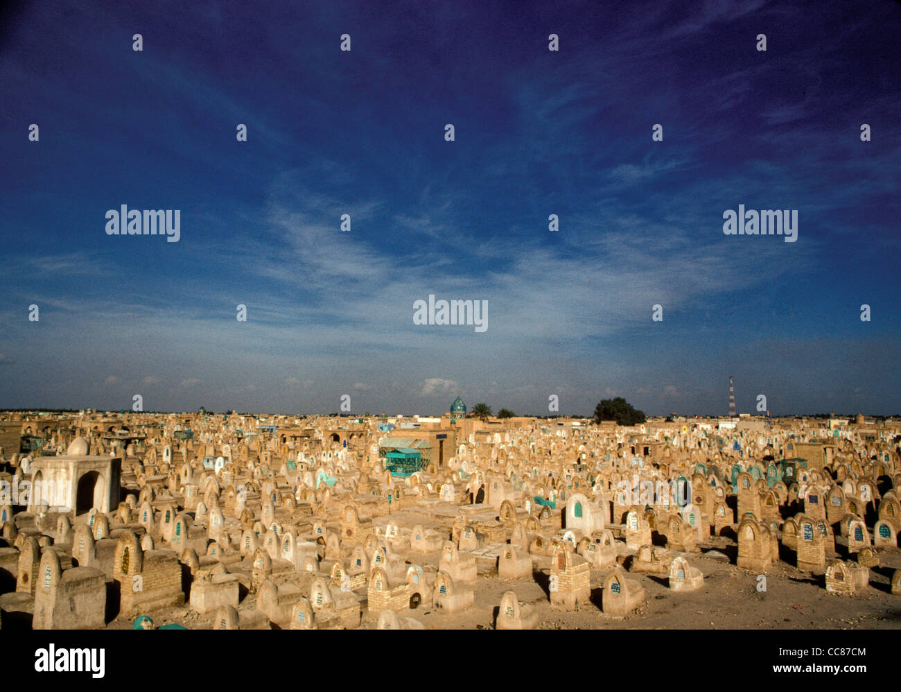 Muslim Graveyard High Resolution Stock Photography and Images - Alamy