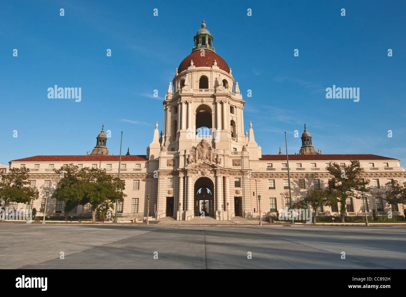 The beautiful Pasadena City Hall Stock Photo - Alamy