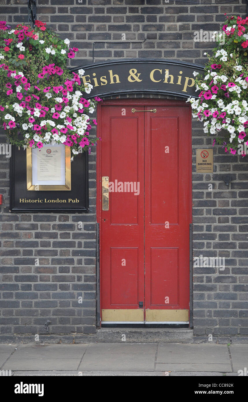 Chip shop entrance hi-res stock photography and images - Alamy