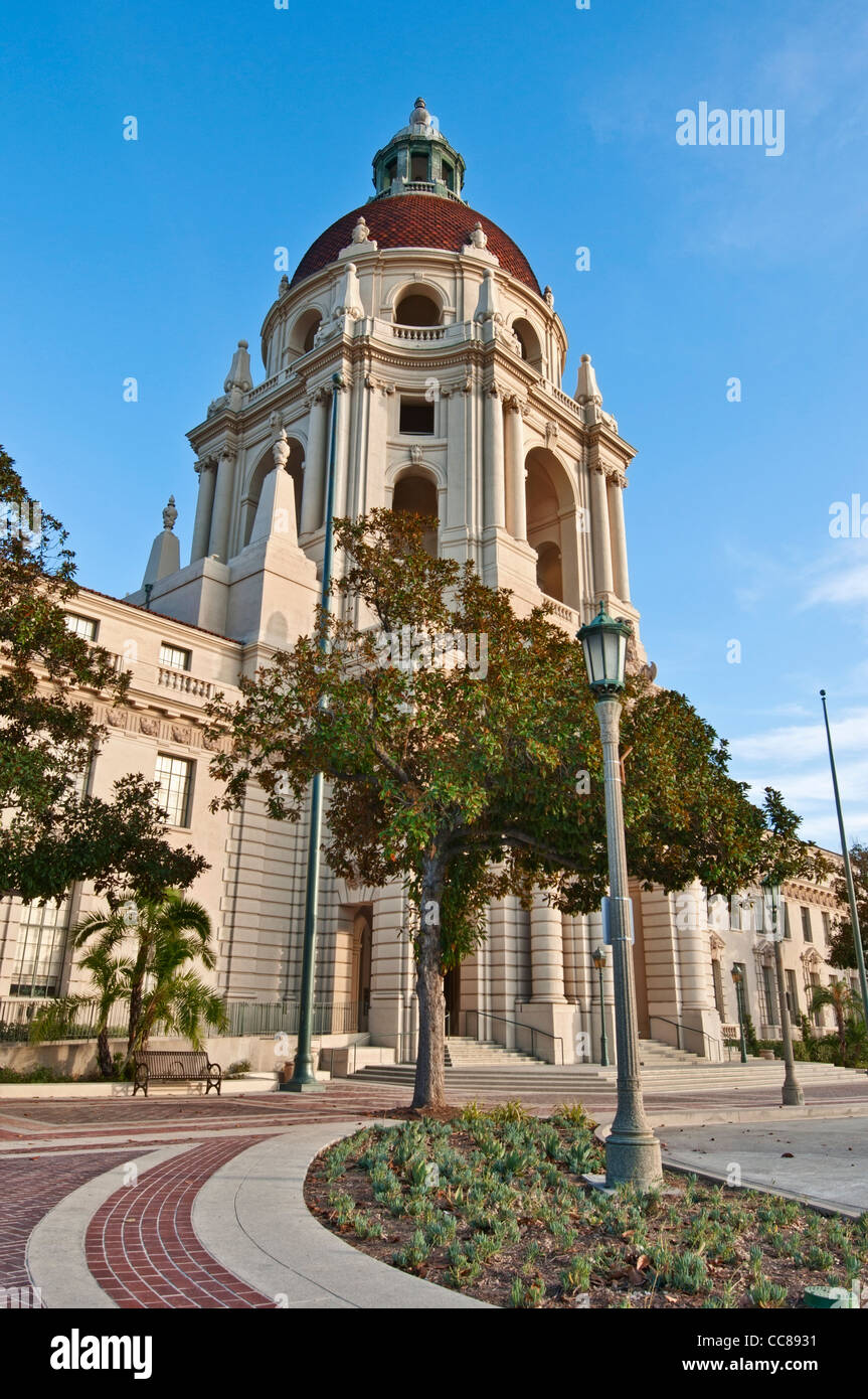 Facade pasadena city hall hi-res stock photography and images - Alamy