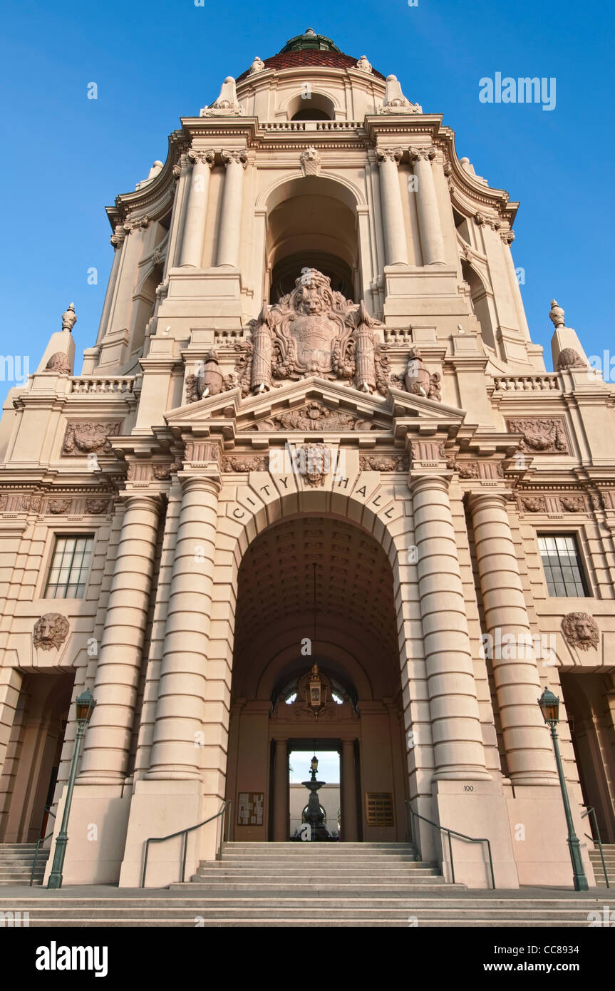 The beautiful Pasadena City Hall Stock Photo - Alamy