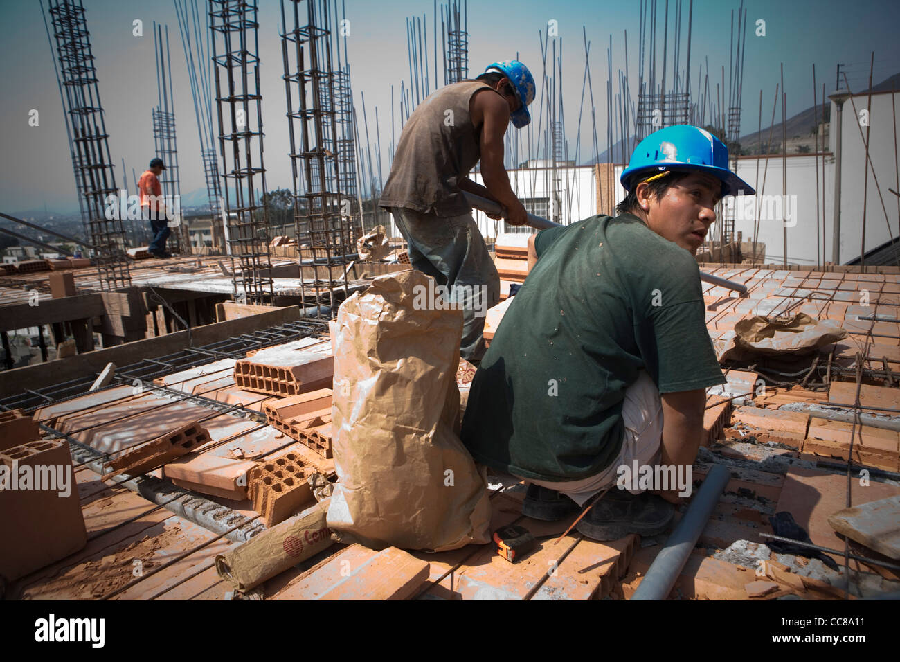 High Rise Steel Workers High Resolution Stock Photography and Images ...