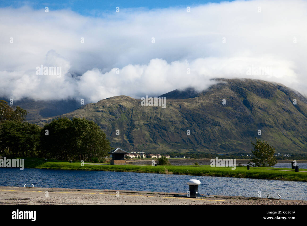 Highland basin hi-res stock photography and images - Alamy
