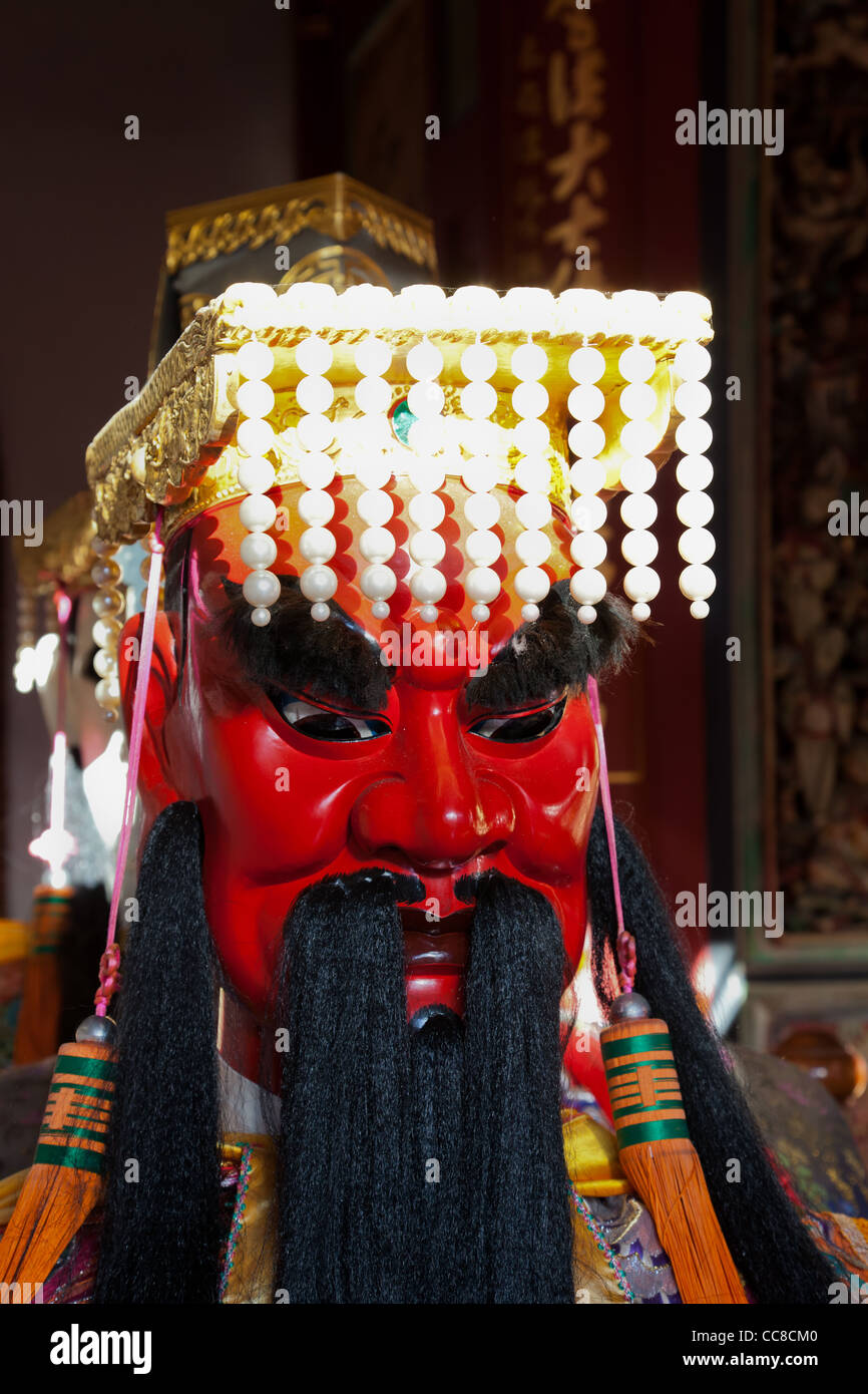 Ceremony mask in taoist temple hi-res stock photography and images - Alamy
