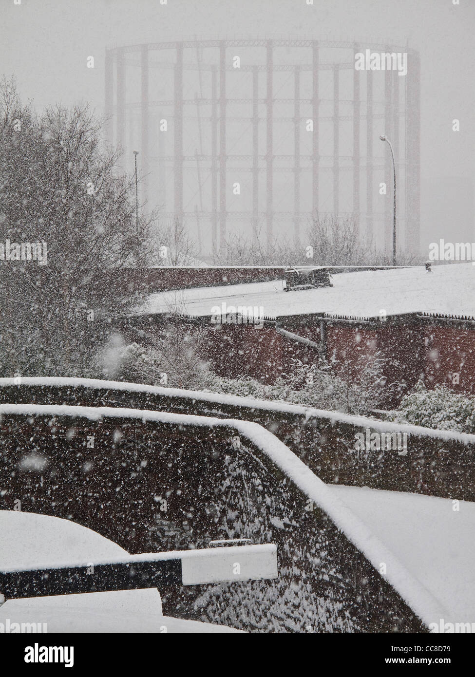 canal bridge in snow Stock Photo - Alamy