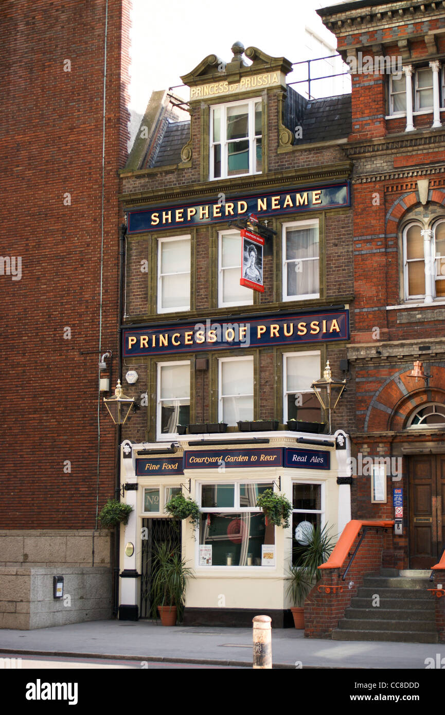 'Princess of Prussia' pub owned by Shepherd Neame, Prescot Street ...
