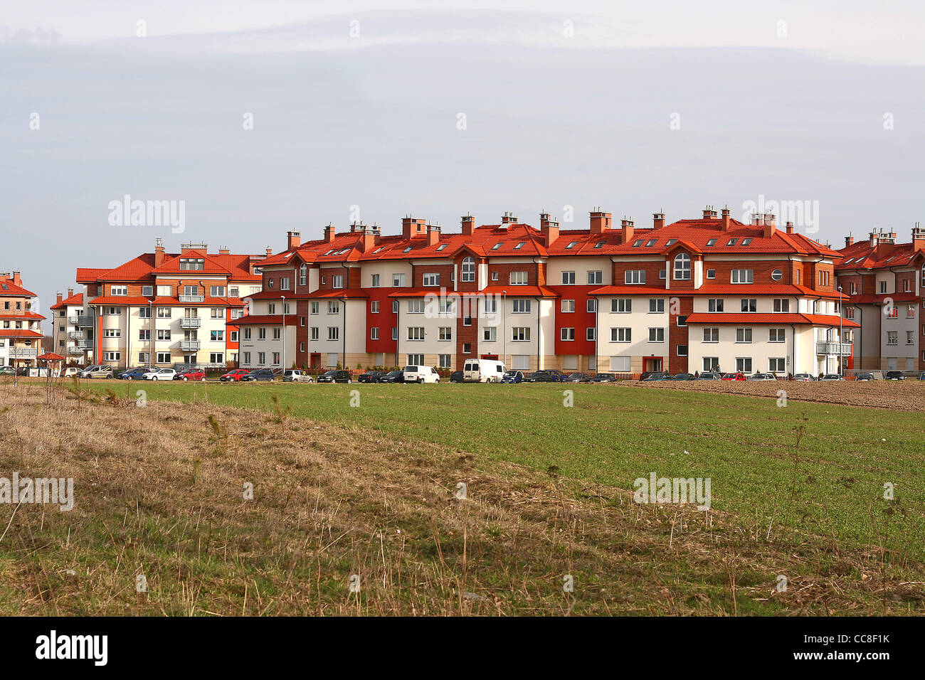modern family houses Stock Photo - Alamy