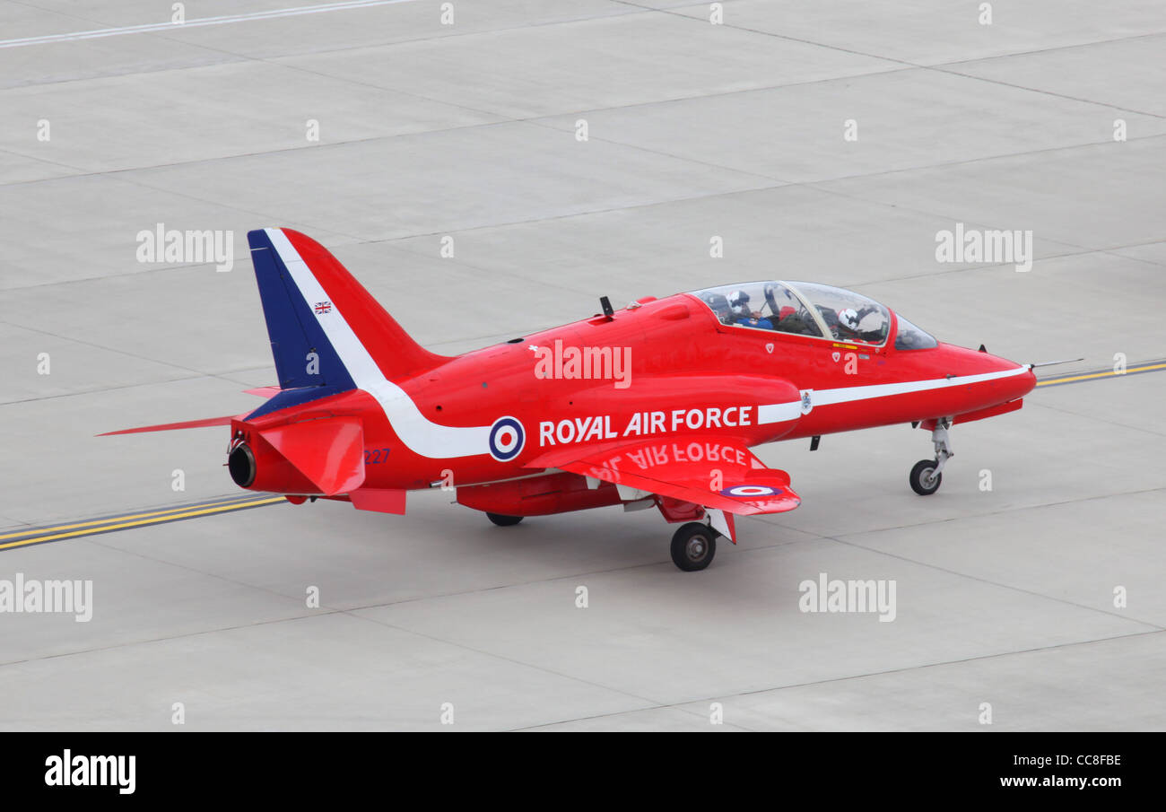 Red Arrows XX227 BAE Hawk trainer on the apron at Farnborough ...