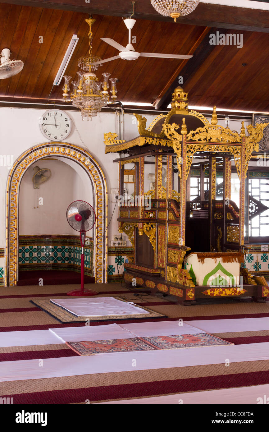 Tengkera mosque hi-res stock photography and images - Alamy