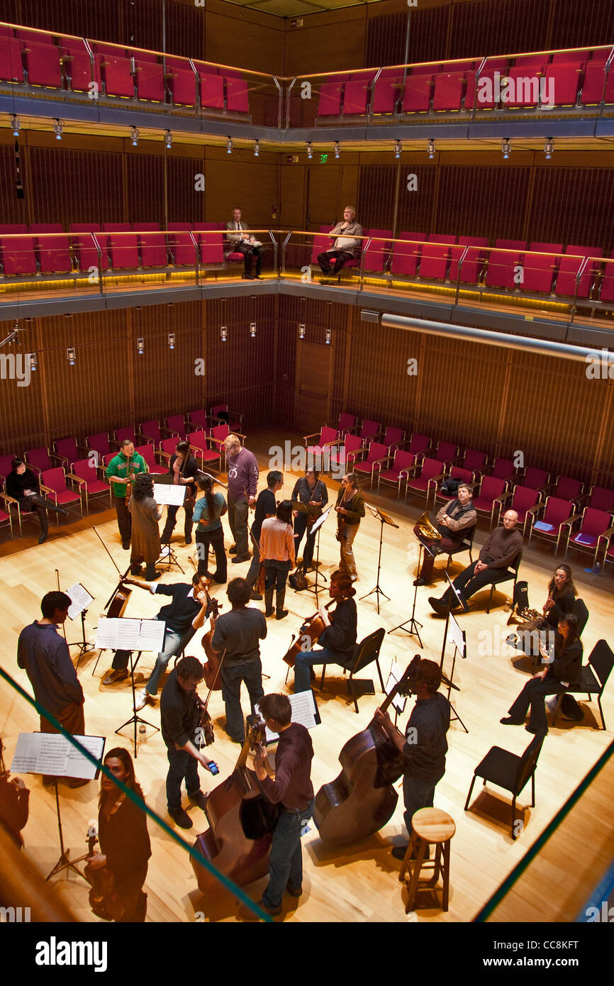 Calderwood hall hi-res stock photography and images - Alamy