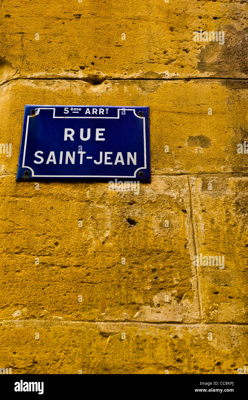 Lyon old town hi-res stock photography and images - Alamy