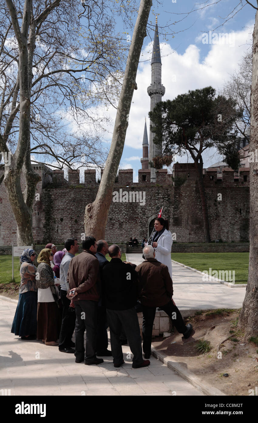 Muslim tour guide hi-res stock photography and images - Alamy