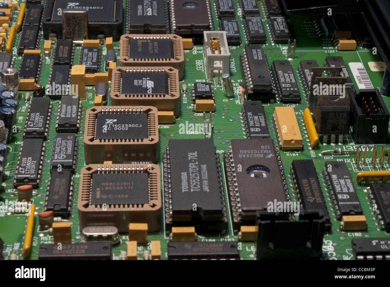 Printed circuit board components hi-res stock photography and images ...