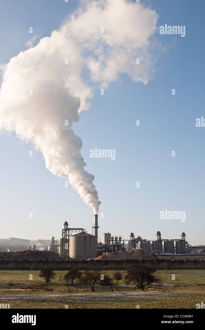 Egger [UK] Ltd, a wood processing factory in Hexham, Northumberland ...